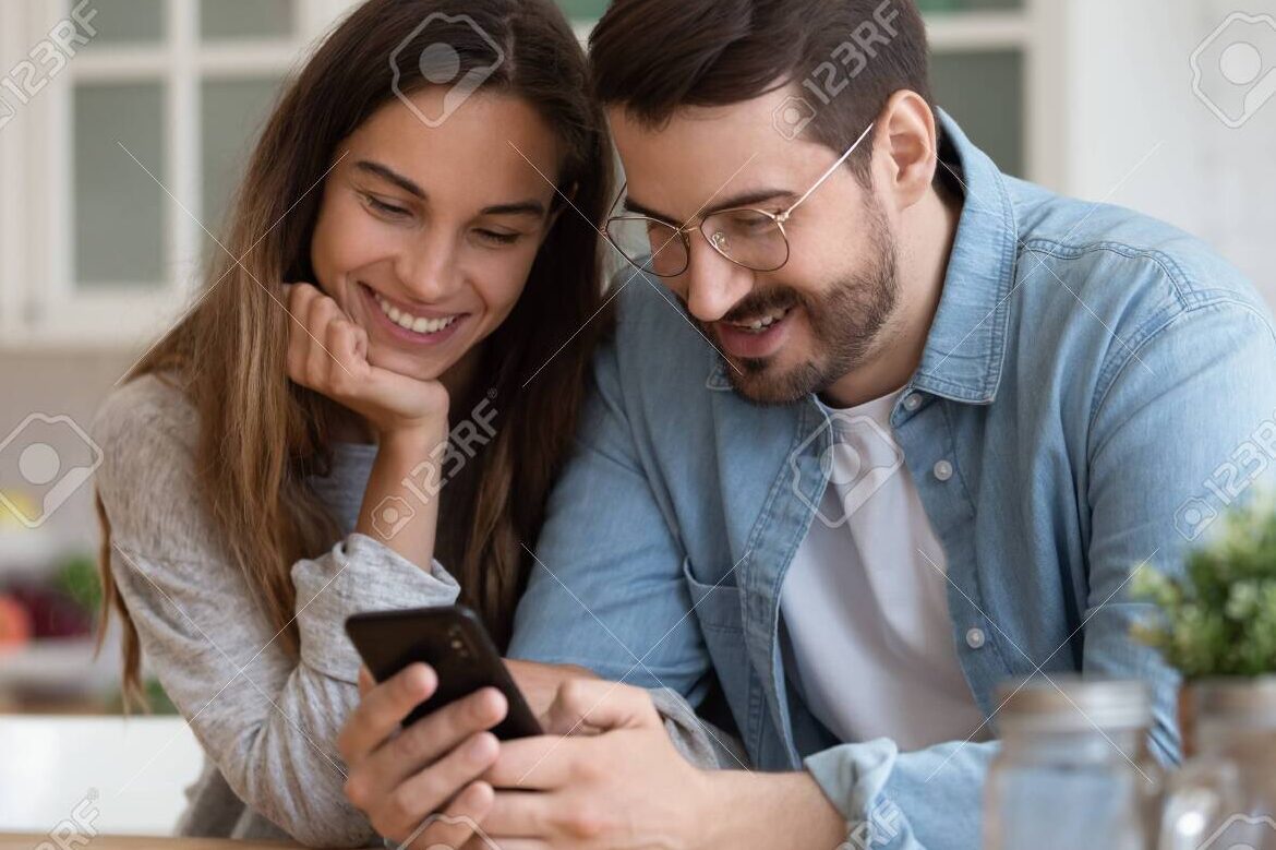 10 Retos Románticos Por Chat Para Mantener La Chispa Viva